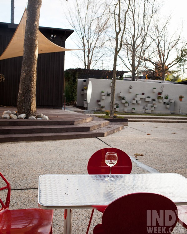 Straw Valley Cafe: an oasis near the interstate