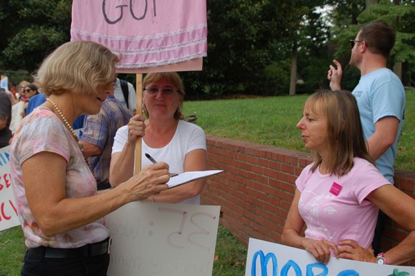 Peace activist Medea Benjamin calls on Obama to use diplomacy in Syria ...