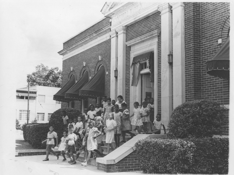 799 Books: The Story of The Stanford L. Warren Library