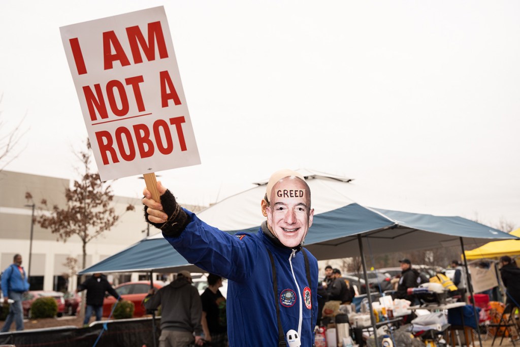 Union election underway at Amazon's Garner warehouse